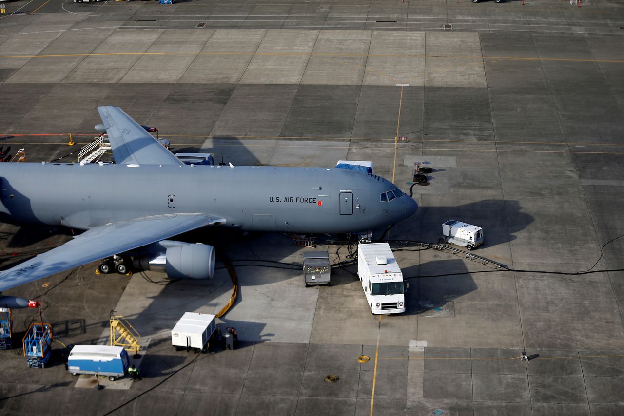 Boeing delivers first KC-46A refueling tanker to Japan | Nippon.com