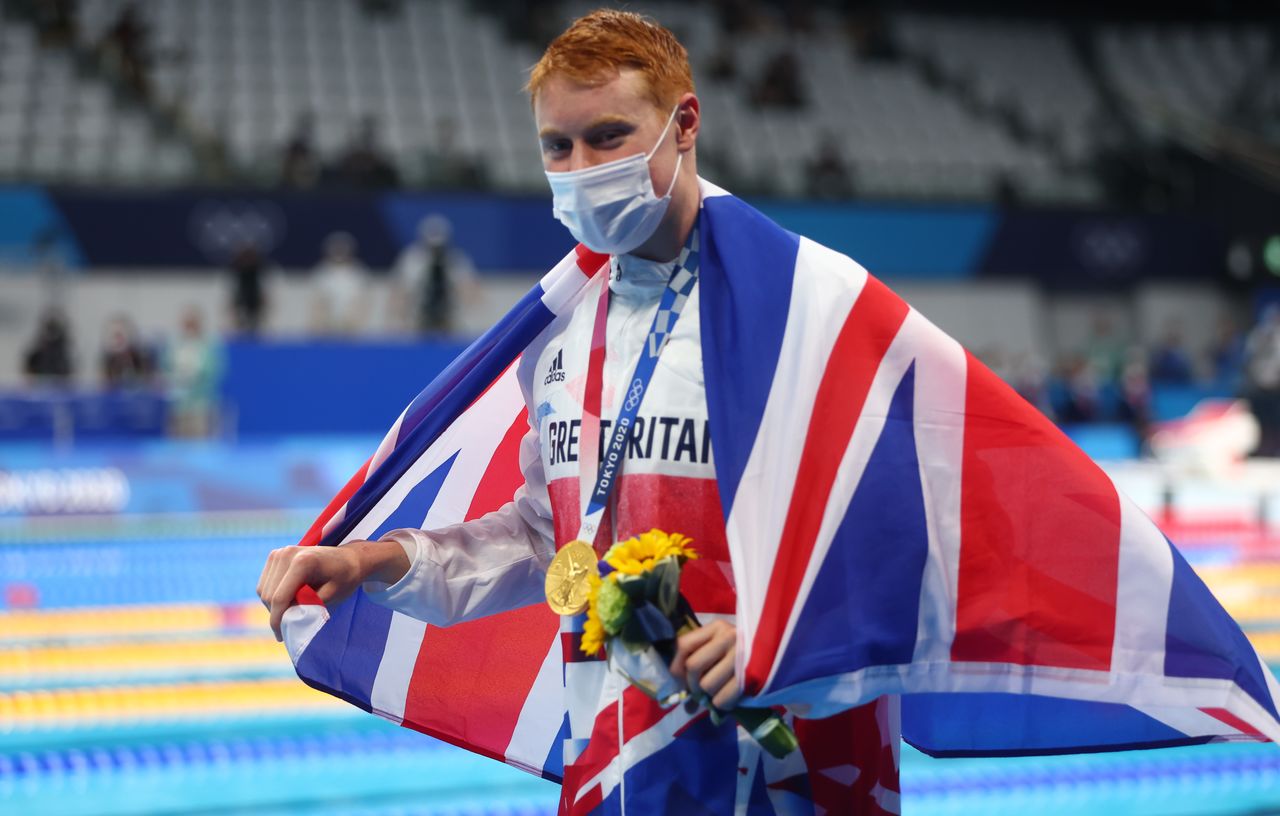 Olympics-Swimming-Briton Dean’s gold goes viral with wild scenes before ...