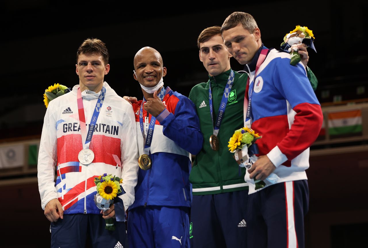 Olympics-Boxing-Cuba's Iglesias grabs second gold, Japan's 'unathletic ...