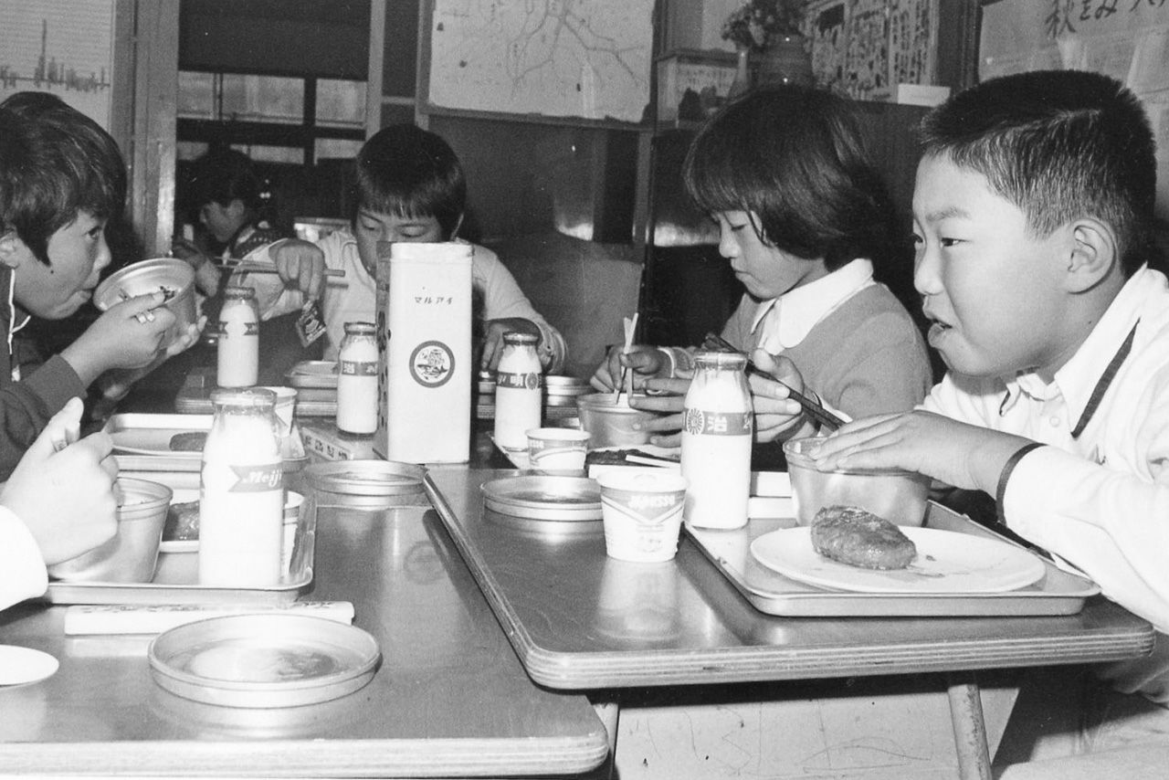 El almuerzo escolar: historia del sistema que sustentó las vidas de los ...