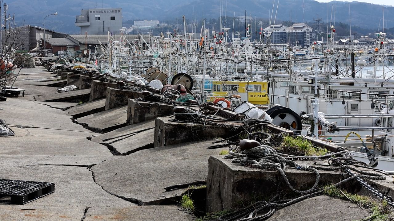 【影片】能登地震造成21漁港地盤隆起 水深不足下遠航「無能為力」 | Nippon.com